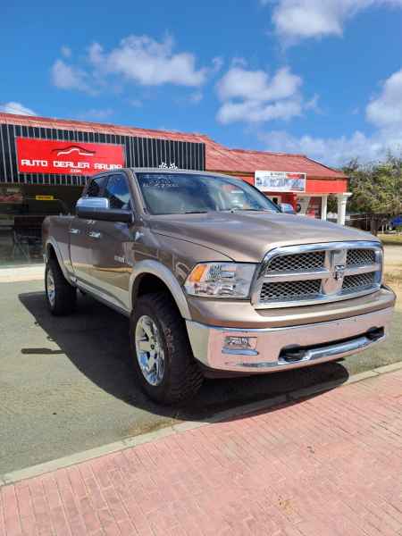 Home [autodealeraruba.com]